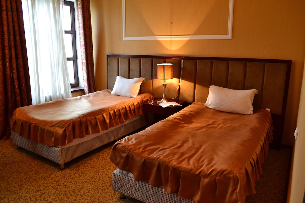 Remi Khudjant in | 2025 Updated prices, deals - Klook United States