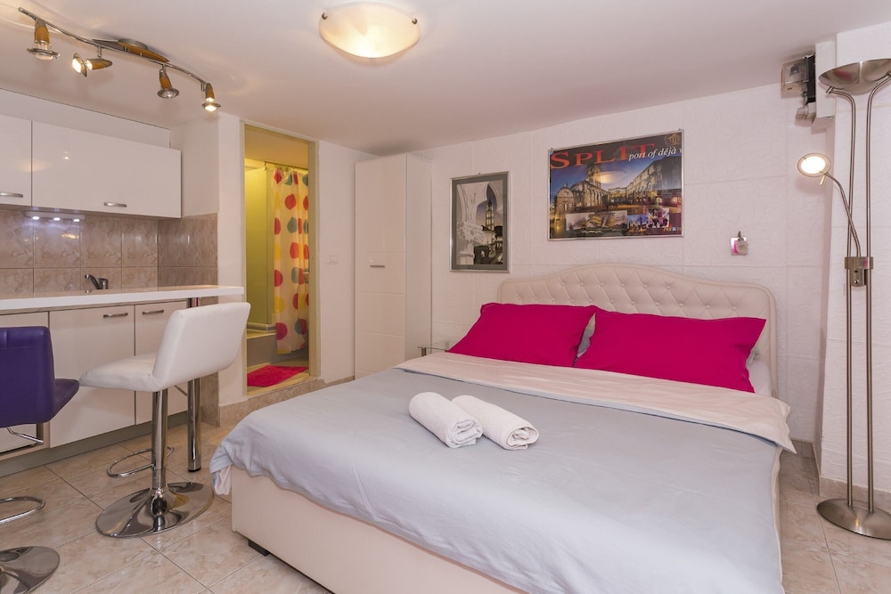 Studio Varos in Grad Split | 2024 Updated prices, deals - Klook United ...