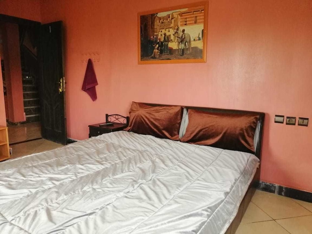 Senhaja Hotel - Hostel in Province de Sefrou إقليم صفرو | 2025 Updated ...