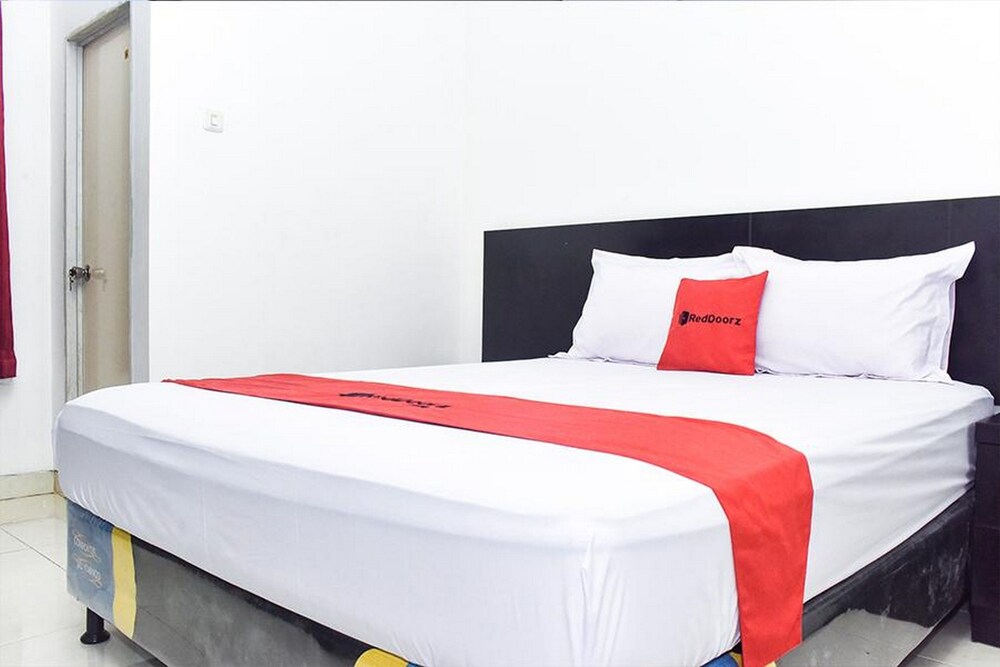 RedDoorz Syariah near Jalan Somba Opu in Makassar | 2024 Updated prices ...