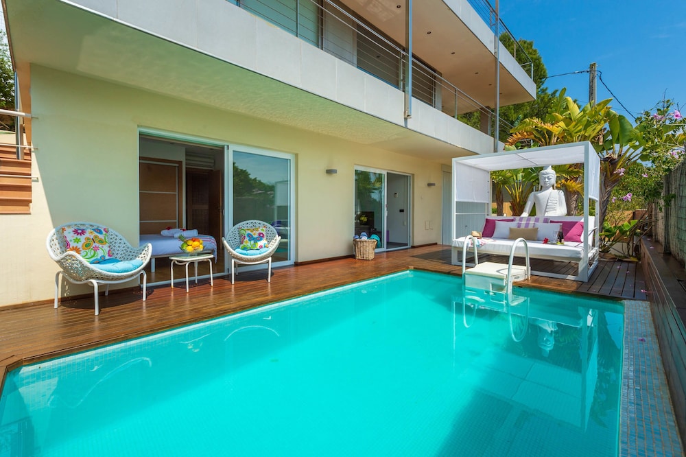 Destino Royal Beach in Ibiza | 2024 Updated prices, deals - Klook ...