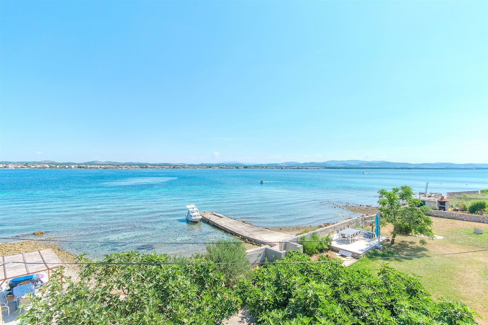 Apartments Islandbreeze in Grad Vodice | 2024 Updated prices, deals ...