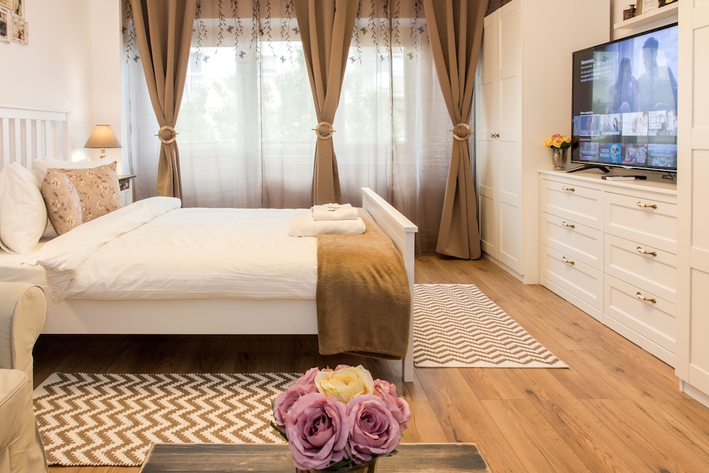 Motru 75 by MRG Apartments in Bucharest | 2025 Updated prices, deals ...