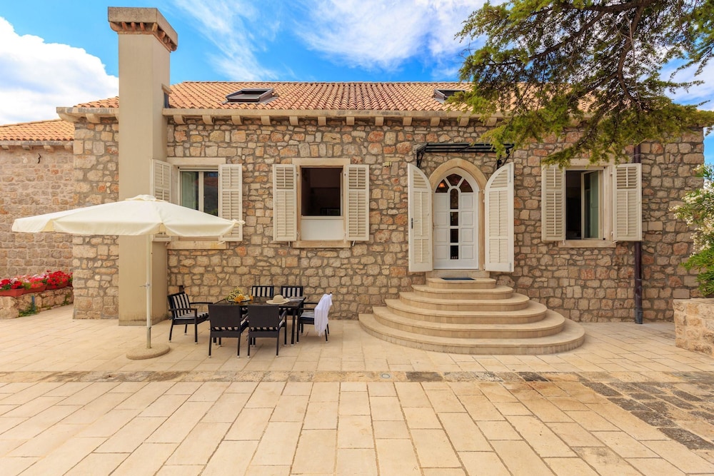 Hedera Estate, House Hedera V in Grad Dubrovnik | 2025 Updated prices ...