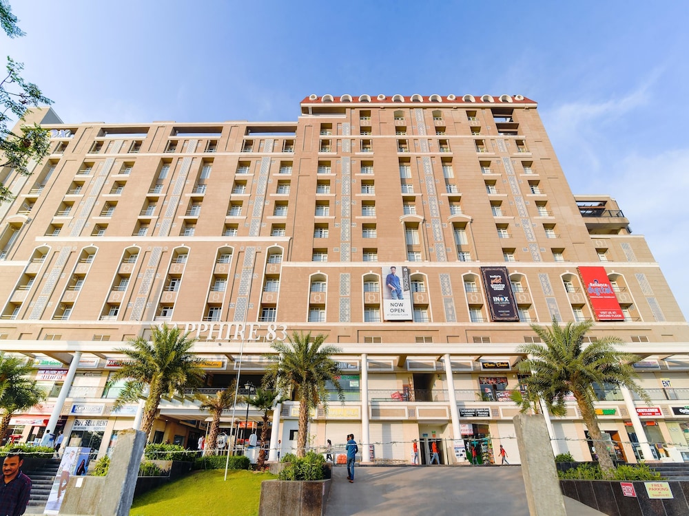 Collection O 146 Sapphire 83 Mall in Gurugram | 2025 Updated prices ...