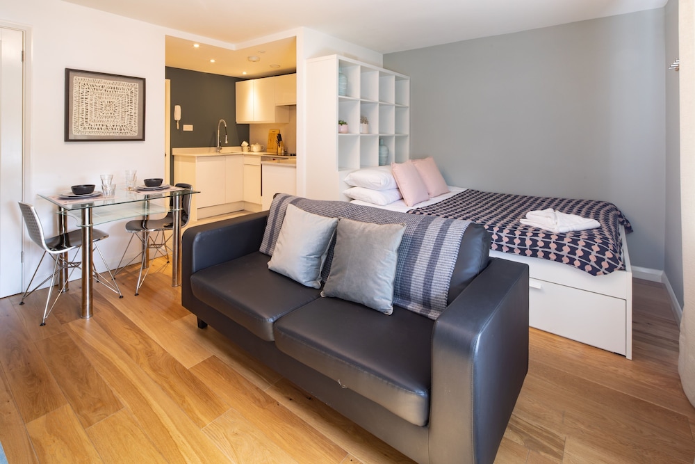 Alison Court in Bristol | 2025 Updated prices, deals - Klook United States