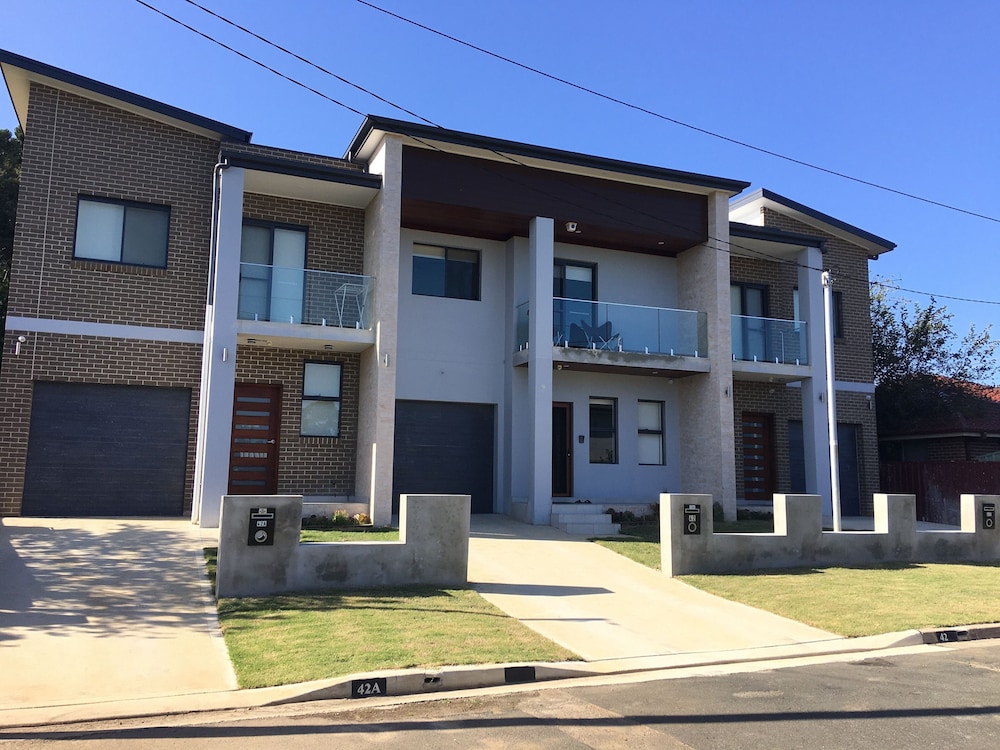 Minto Lodge Sydney in Sydney | 2024 Updated prices, deals - Klook ...
