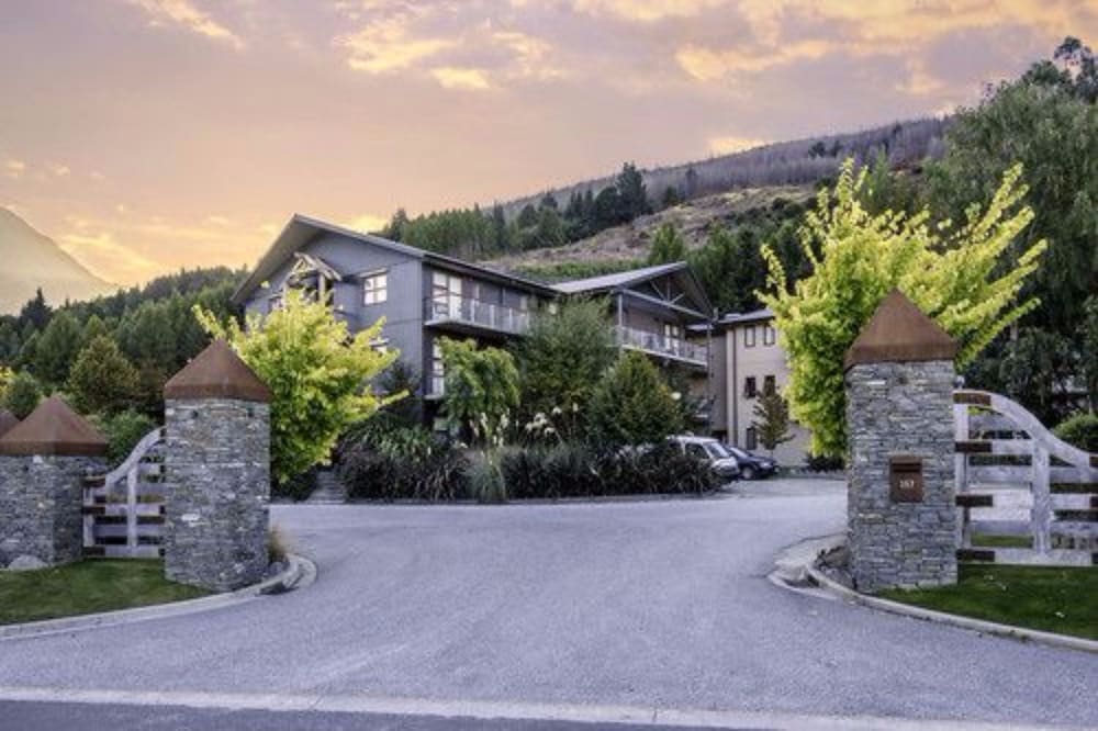 Shotover Lodge in Queenstown | 2024 Updated prices, deals - Klook ...