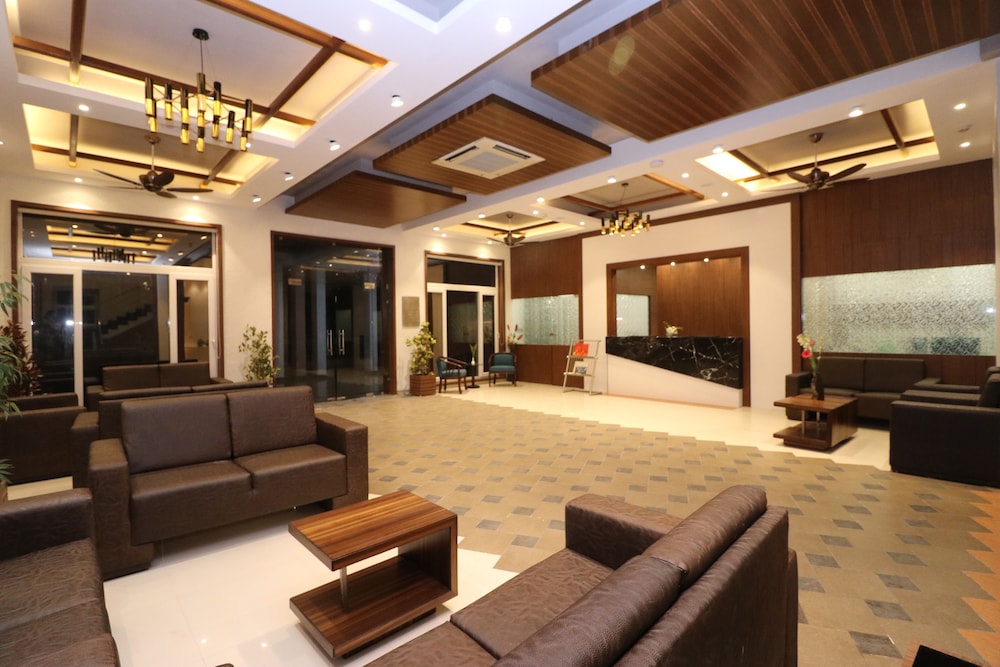 7 Apple Resort Lonavala in Lonavala | 2024 Updated prices, deals ...