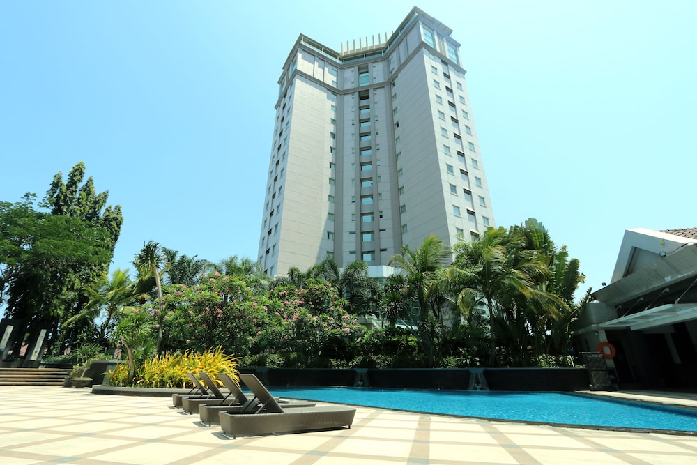 Java Paragon Hotel and Residences in Surabaya | 2025 Updated prices ...