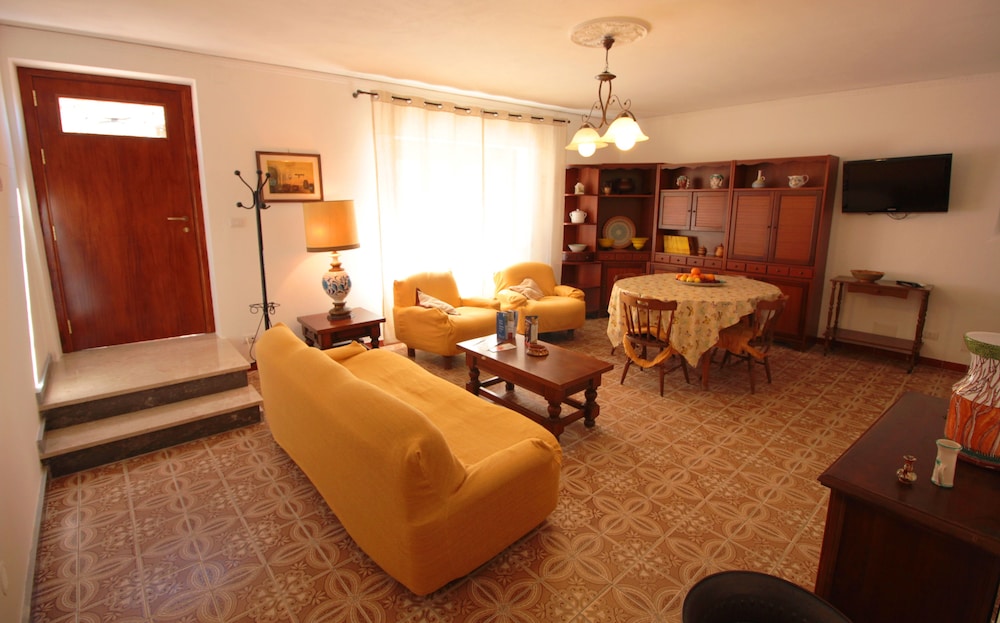 Casa Paramuro by Wonderful Italy in Cefalù | 2025 Updated prices, deals ...