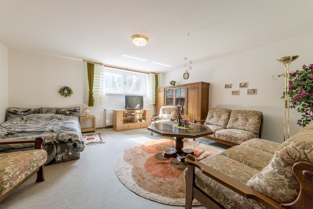 Private Apartment Altes Dorf in Sarstedt | 2024 Updated prices, deals ...