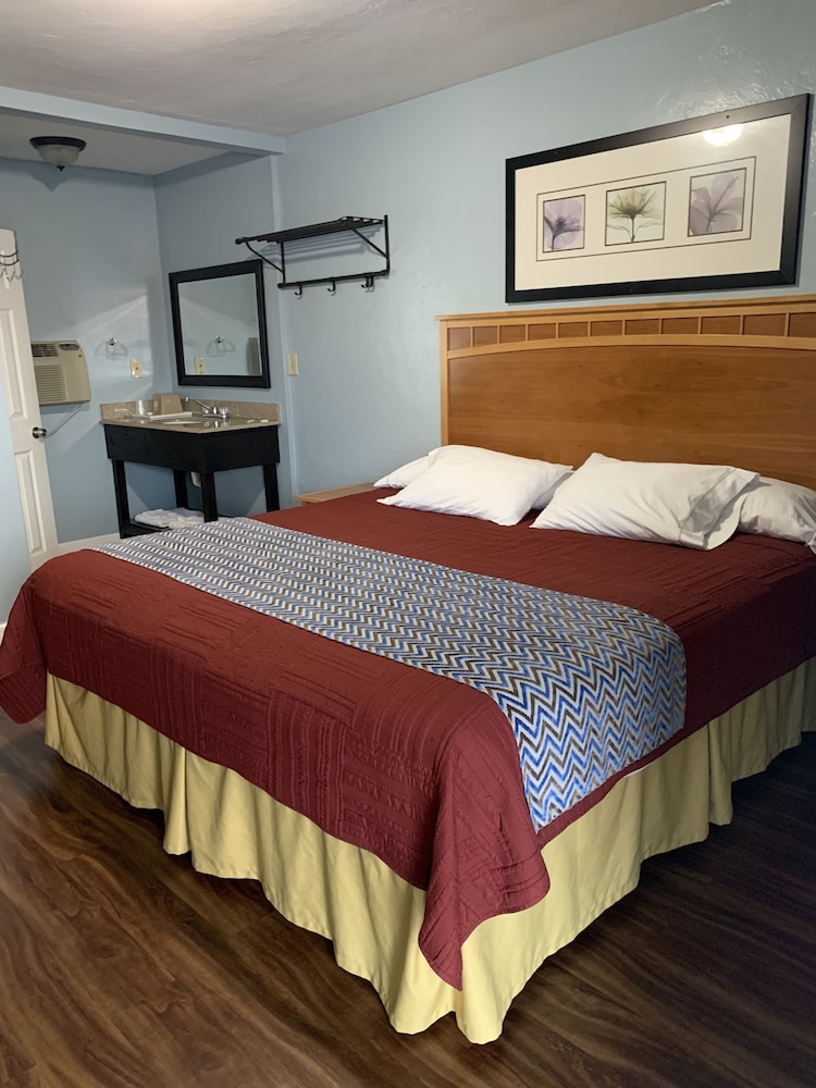 Deluxe Inn in | 2024 Updated prices, deals - Klook United States