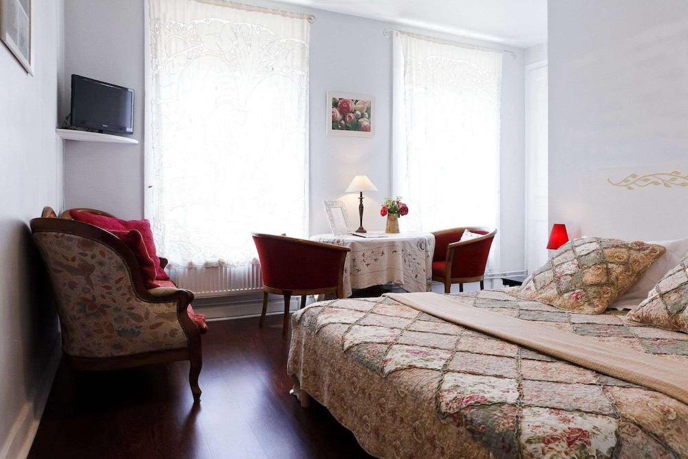 Des Toits en Ville in Villeurbanne | 2024 Updated prices, deals - Klook ...