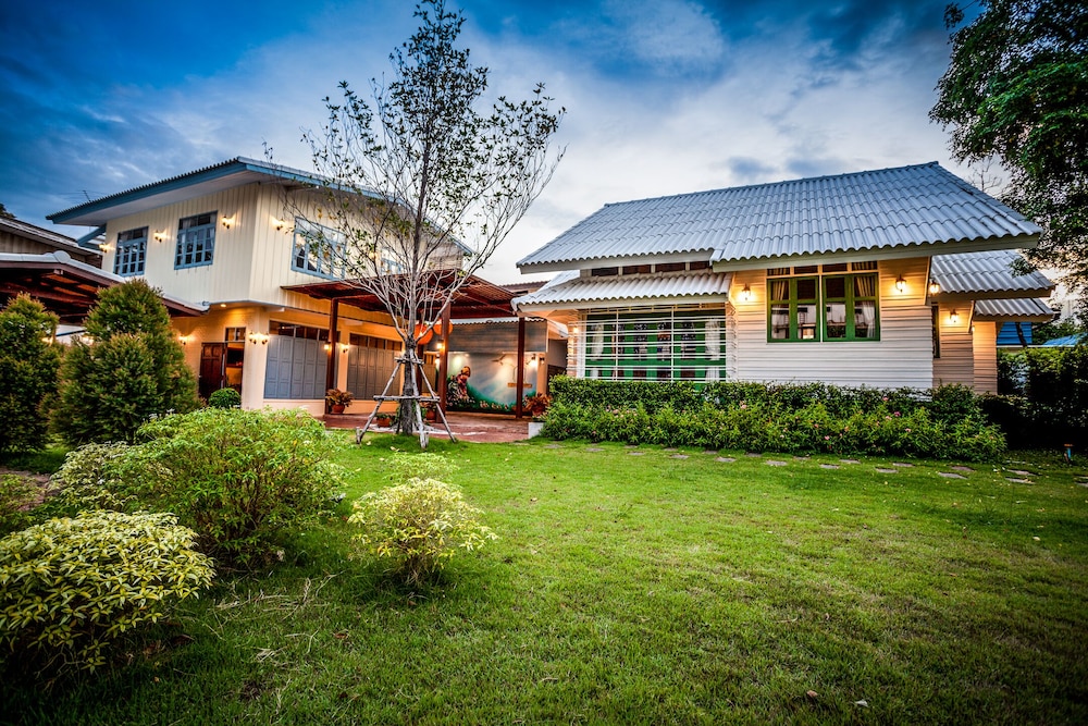 Baan Suan Krung Kao in Phra Nakhon Si Ayutthaya Province | 2025 Updated prices, deals - Klook ...