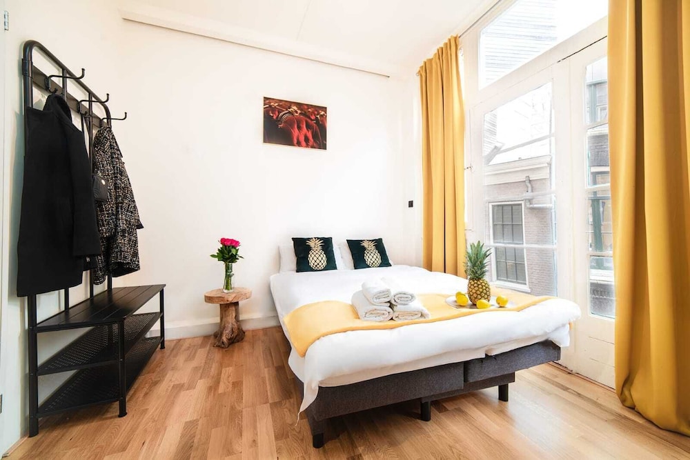 Amazing B&B in Amsterdam | 2025 Updated prices, deals - Klook United States