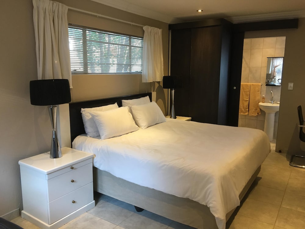 Northwold Comfort Living in City of Johannesburg Metropolitan ...