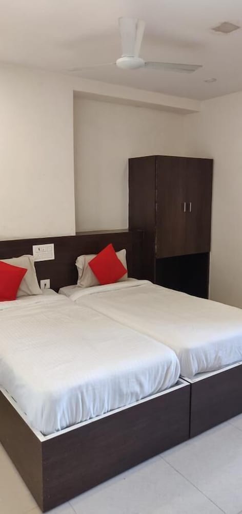 Sri Raghavendra Inn in Visakhapatnam | 2025 Updated prices, deals ...