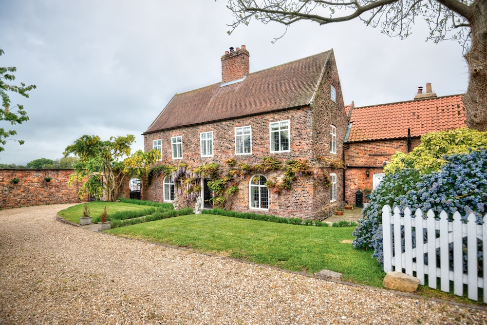 Saltfleet Manor House in | 2024 Updated prices, deals - Klook United States