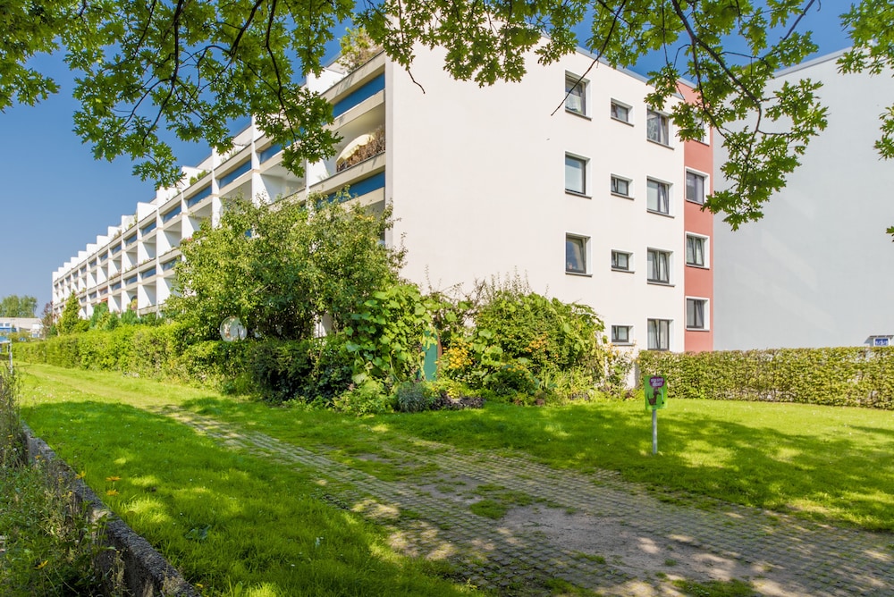 Max Planck Strasse 6