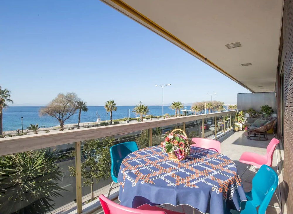 6 persons seaview Athens Riviera in Palaio Faliro | 2024 Updated prices ...