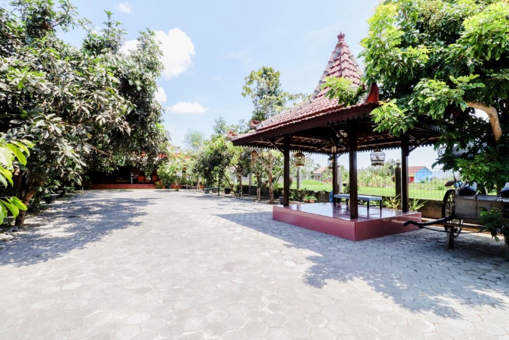 Pak Dhe Homestay in Bantul Regency | 2024 Updated prices, deals - Klook ...