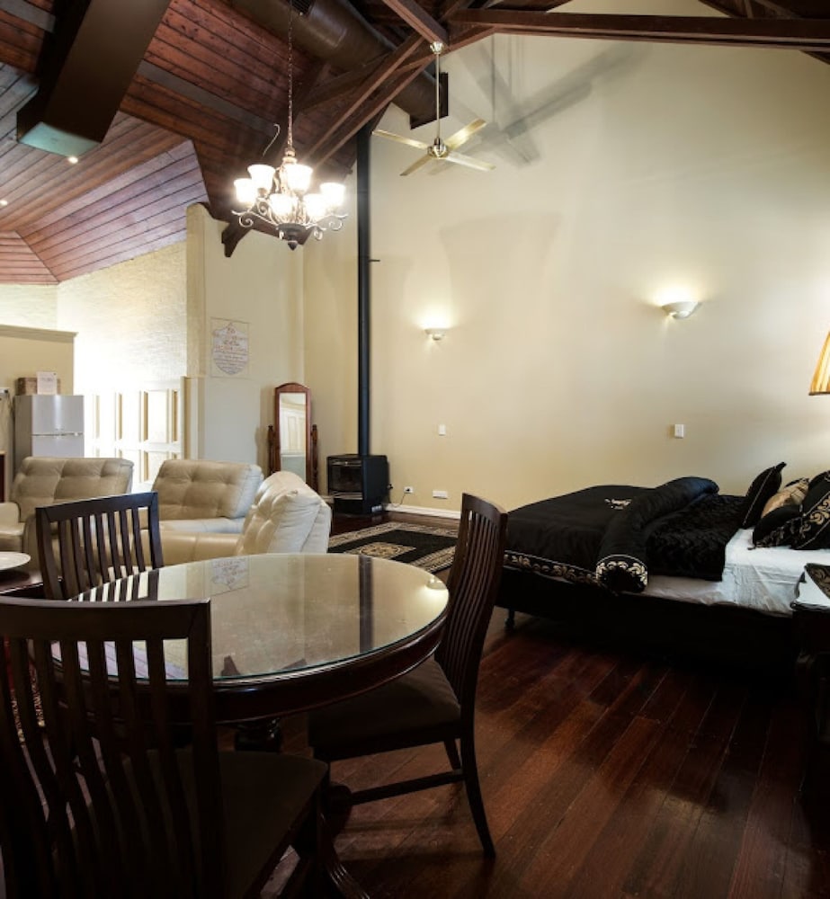 Castlemaine Colonial Motel and Apartments in Castlemaine | 2025 Updated ...