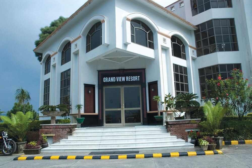 Grand View Resort in Sirmaur | 2023 Updated prices, deals - Klook ...