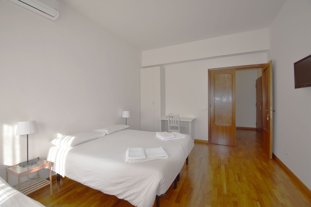Nice and Warm Rooms in Rome | 2024 Updated prices, deals - Klook United ...