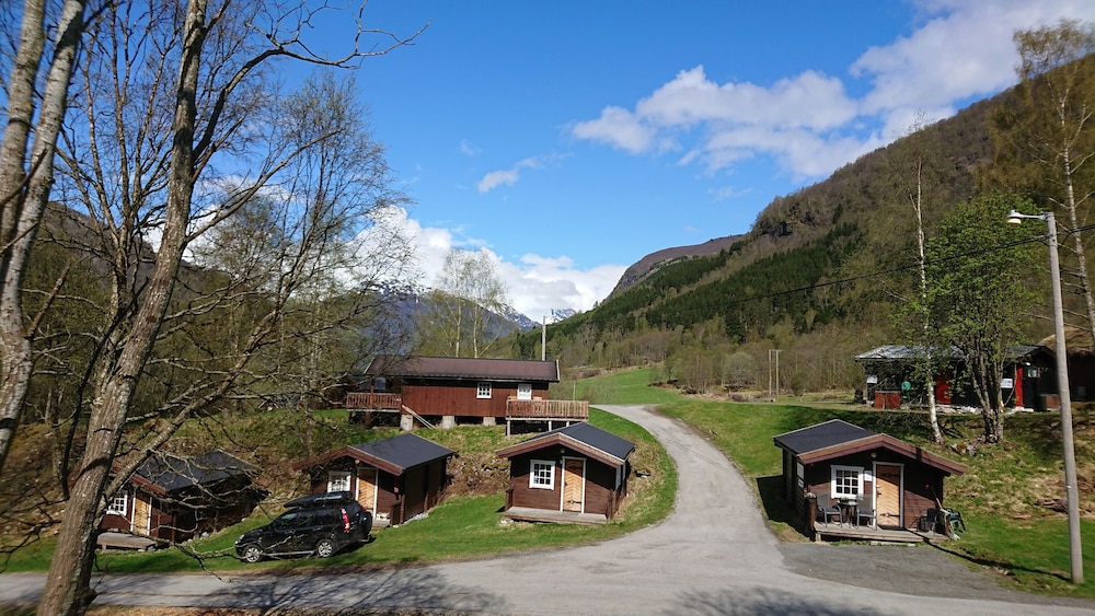 Eidsdal Camping og Feriehus in Norddal | 2025 Updated prices, deals ...