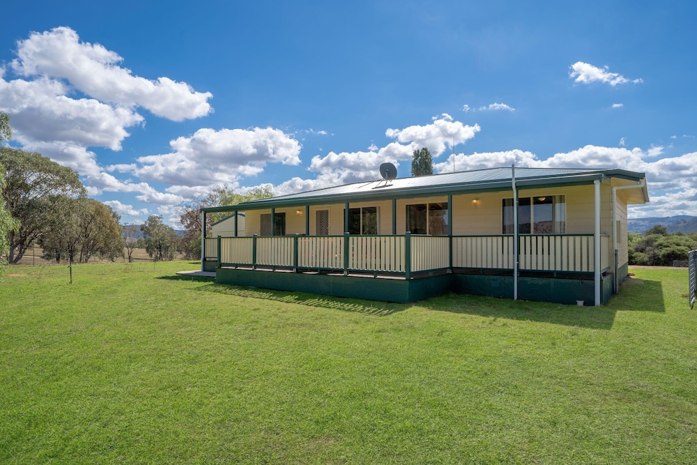Reflections Grabine Lakeside - Holiday Park in | 2025 Updated prices ...