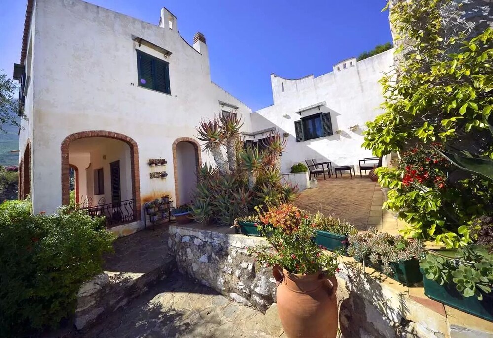 Baglio La Luna in San Vito Lo Capo | 2024 Updated prices, deals - Klook ...