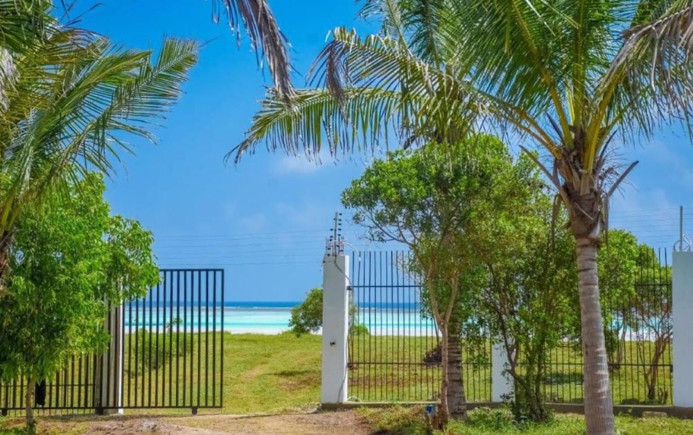 Raffia Beach Aparthotel in Zanzibar | 2025 Updated prices, deals ...