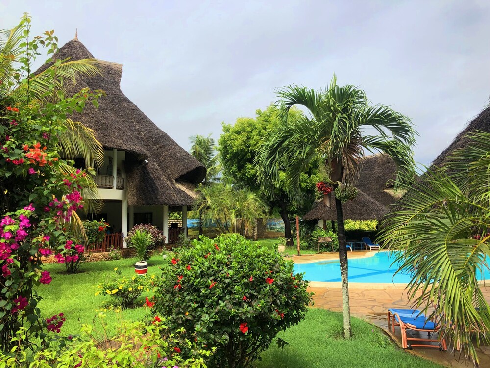 Diani Paradise Villas In Coastal Kenya 2025 Updated Prices Deals