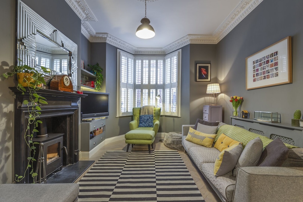Homely Chic in London | 2025 Updated prices, deals - Klook United States