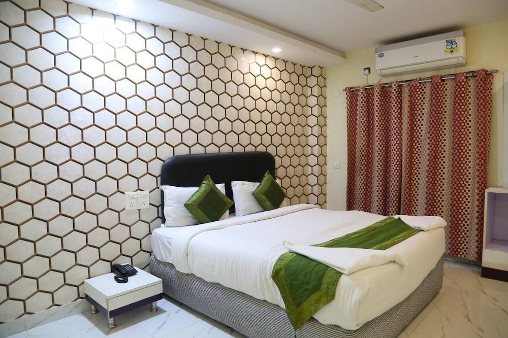 Hotel Sri Mayuri in Hyderabad | 2023 Updated prices, deals - Klook ...