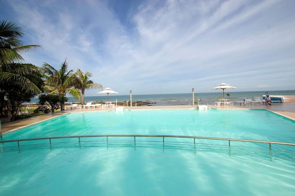 Peaceful Resort in Hàm Thuận Nam District | 2023 Updated prices, deals ...