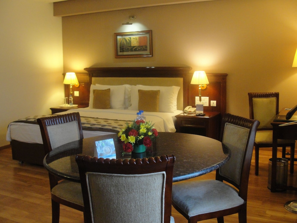Fortune JP Palace, Mysore - Member ITC Hotels' Group in Mysuru district ...
