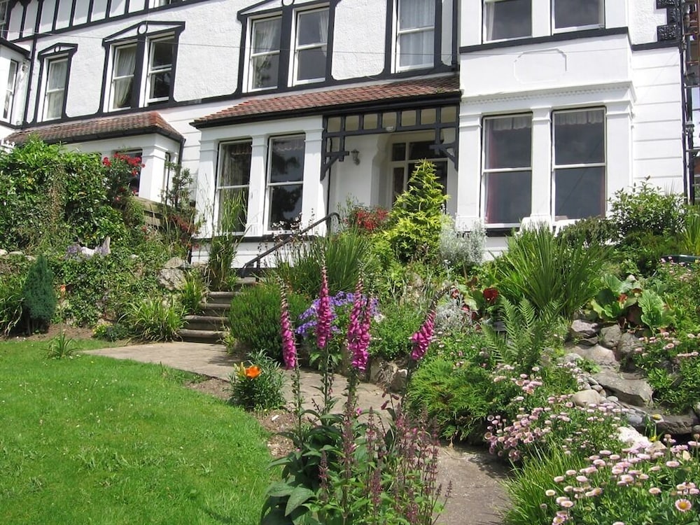 Bryn Derwen Guest House in | 2025 Updated prices, deals - Klook United ...