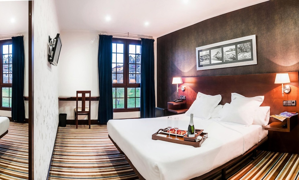 Hotel Granda in Parres | 2023 Updated prices, deals - Klook United States