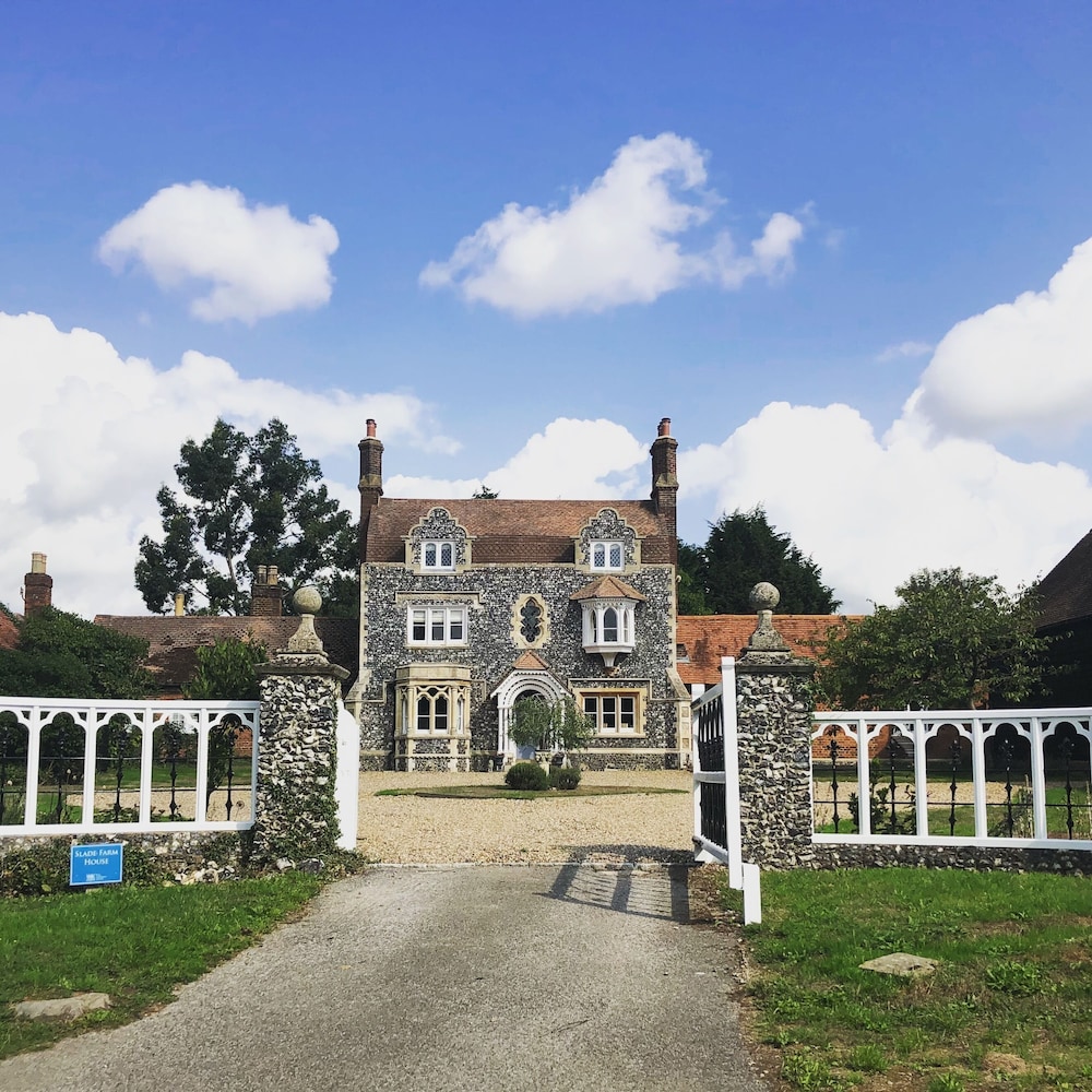 Slade Farmhouse in | 2024 Updated prices, deals - Klook United States