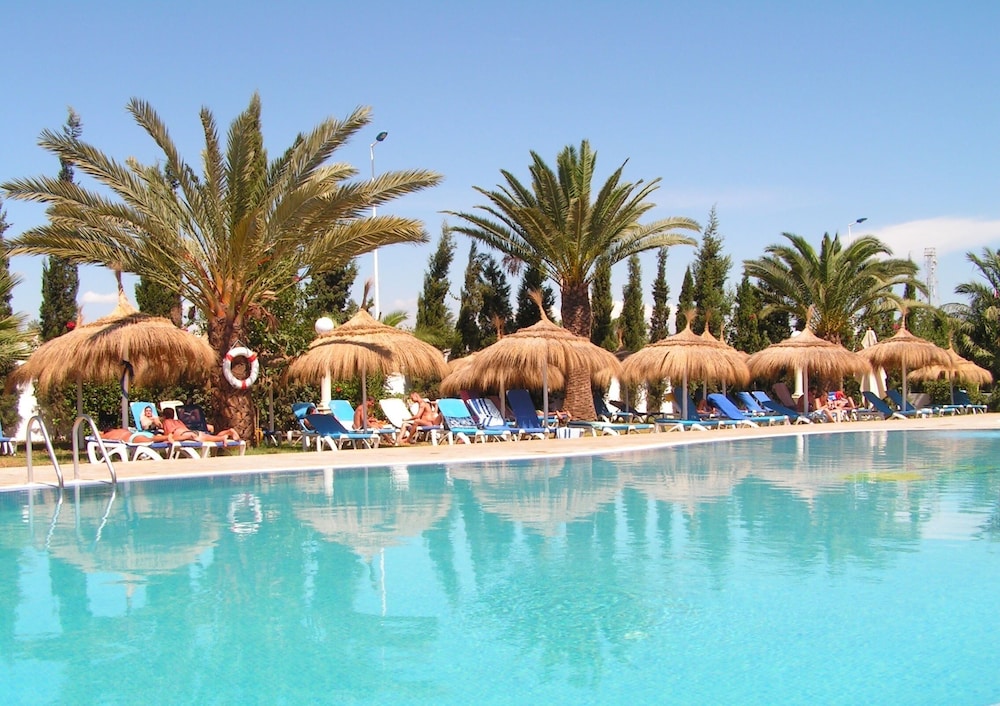 Sun Holiday Beach hôtel in Nabeul | 2025 Updated prices, deals - Klook ...