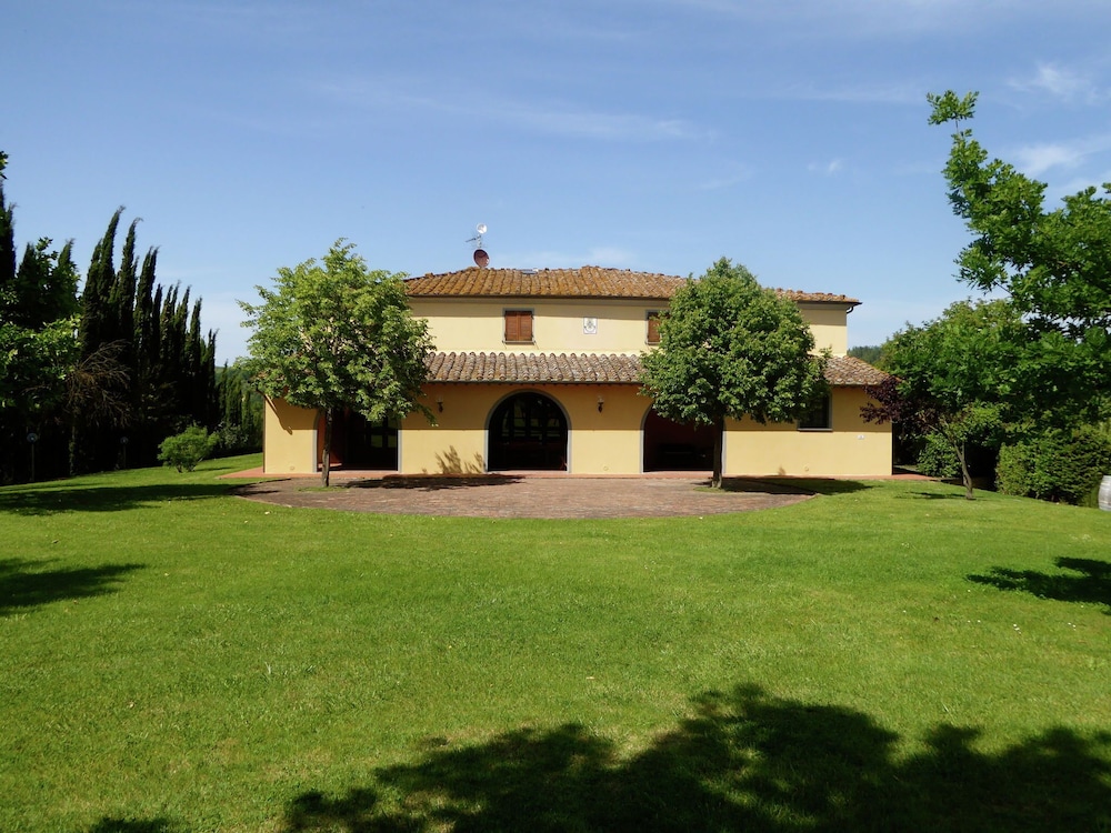 Beautiful Villa in Lari With Swimming Pool in Casciana Terme Lari ...