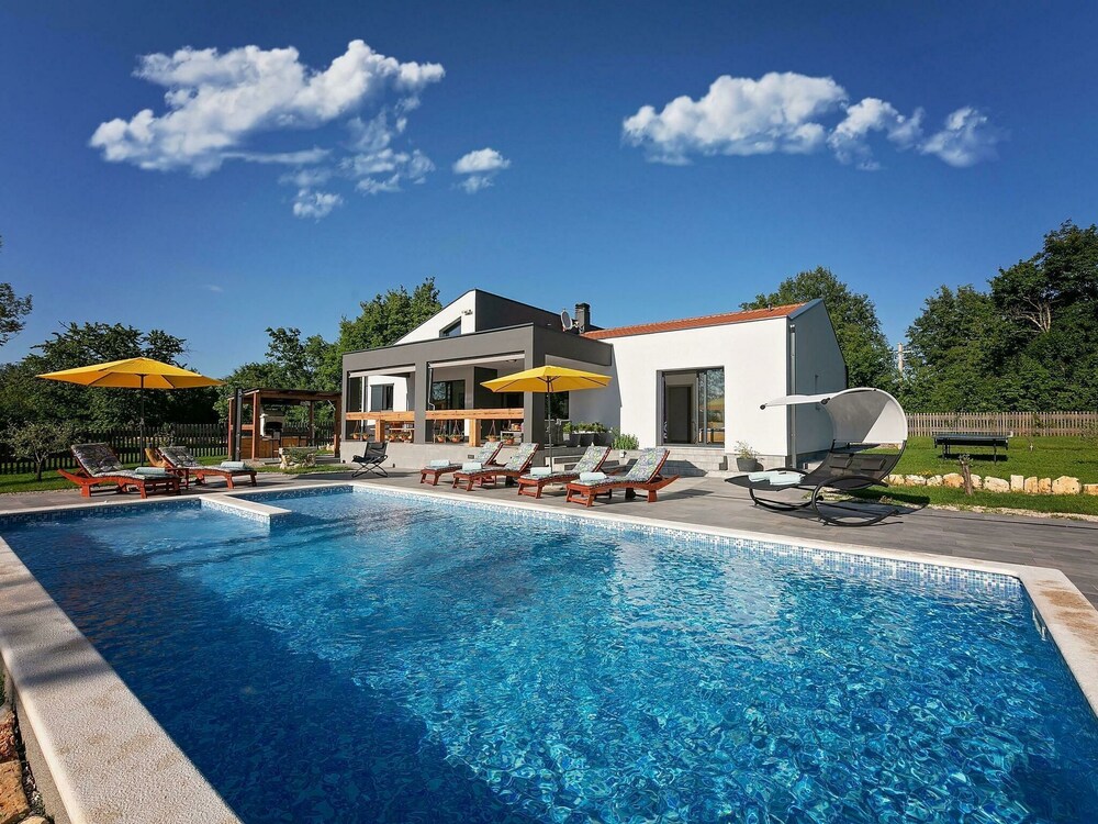 Beautiful Villa With Large Garden, Playground, Swimming Pool, in Green ...