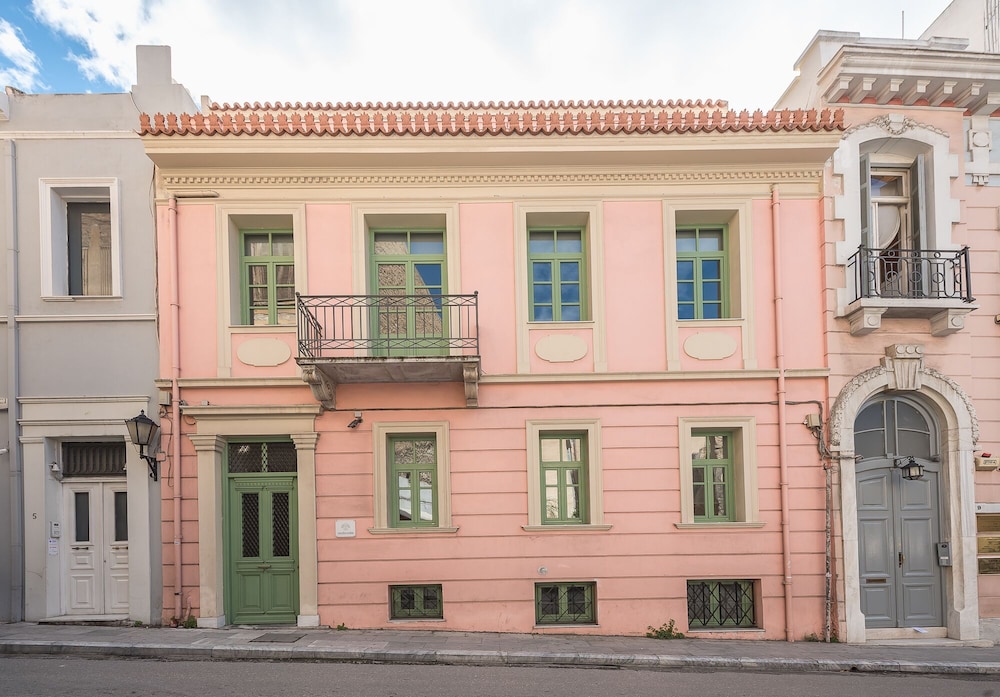 Androniki Neoclassical Apartments-Plaka in Municipality of Athens | 2024 Updated prices, deals ...