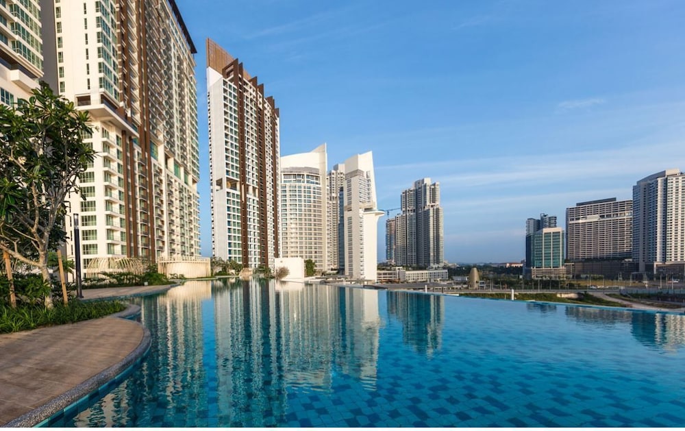 Puteri Cove Residence by Royce in Iskandar Puteri | 2024 Updated prices ...