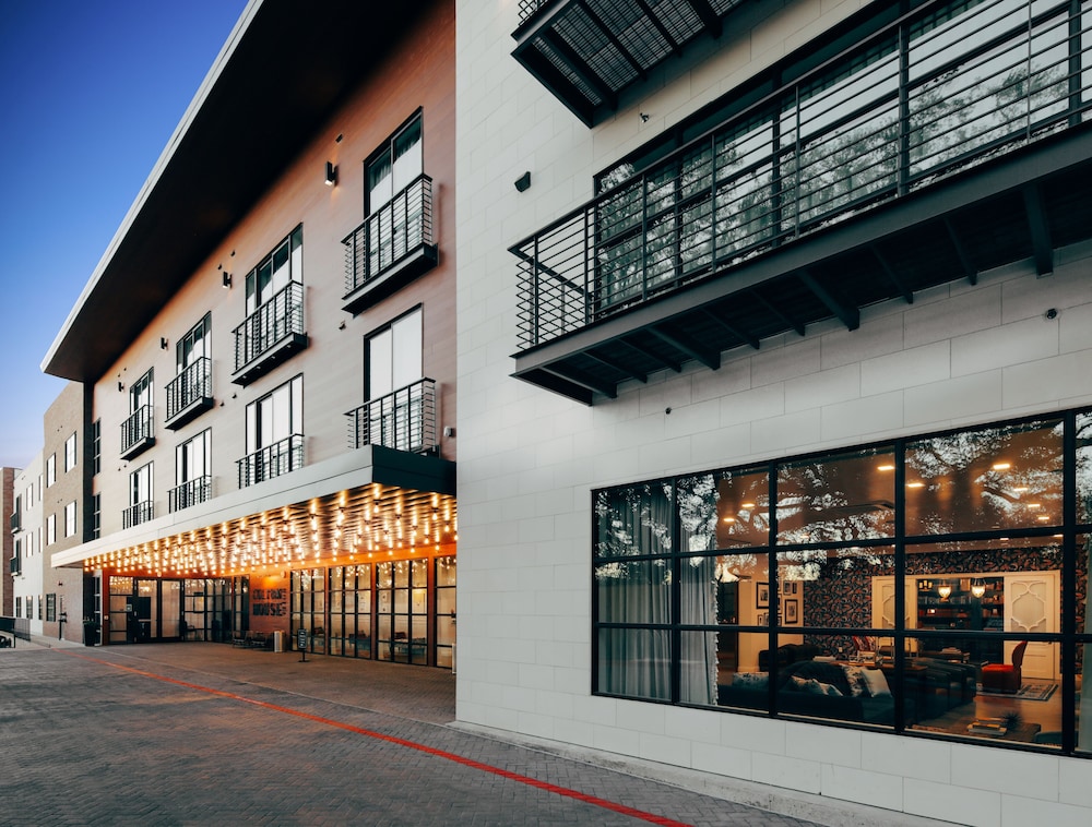 Colton House Hotel in Austin | 2025 Updated prices, deals - Klook ...