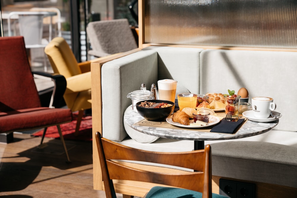 Ruby Luna Hotel Düsseldorf in Düsseldorf | 2024 Aktualisierte Preise ...