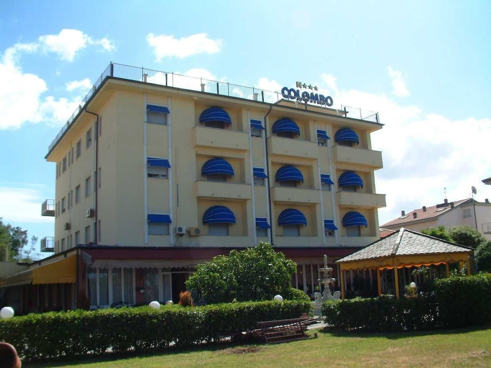 Hotel Villa Colombo in Unione dei comuni della Versilia | 2025 Updated ...