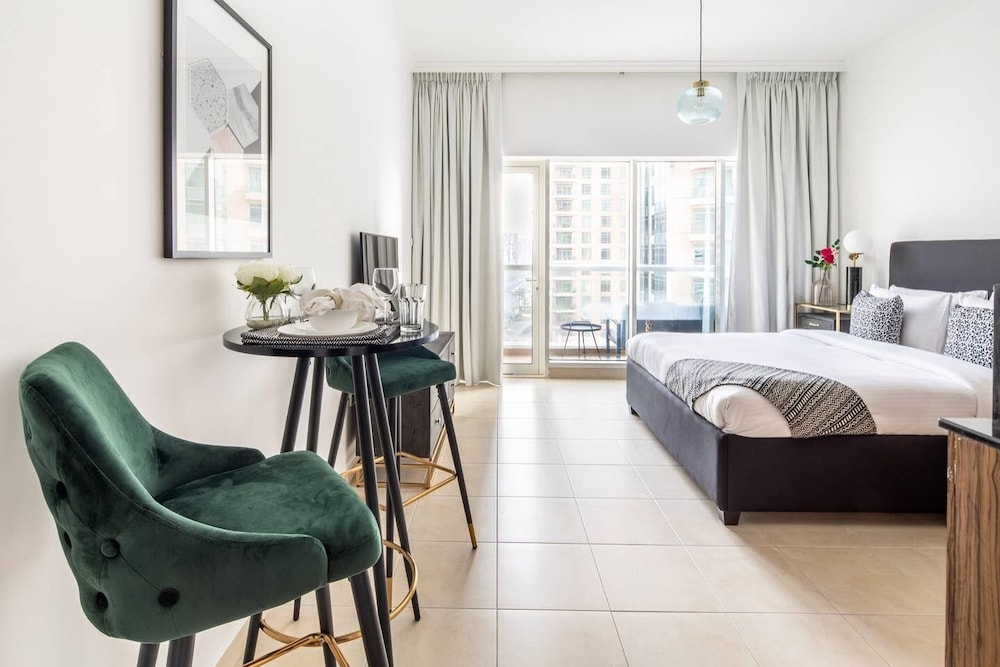 Modern Rustic Studio Apartment in Downtown Dubai in Dubai | 2024 ...